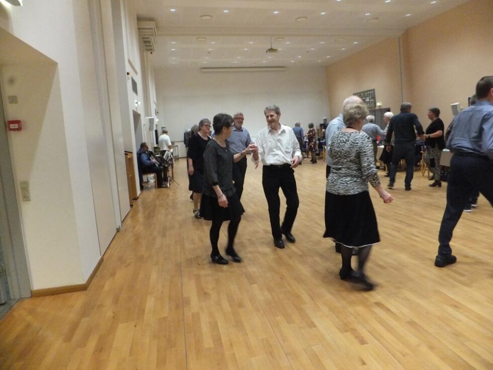 Folkedans - Sæby Folkedanserforening